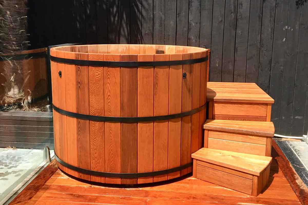 Gallery – Colonial Hot Tubs